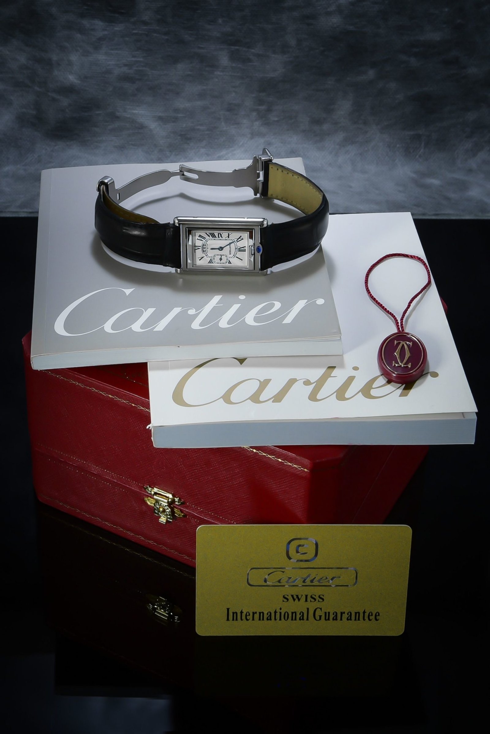 Cartier Tank Reverso Basculante Ref. 2522 - Pawndeluxe