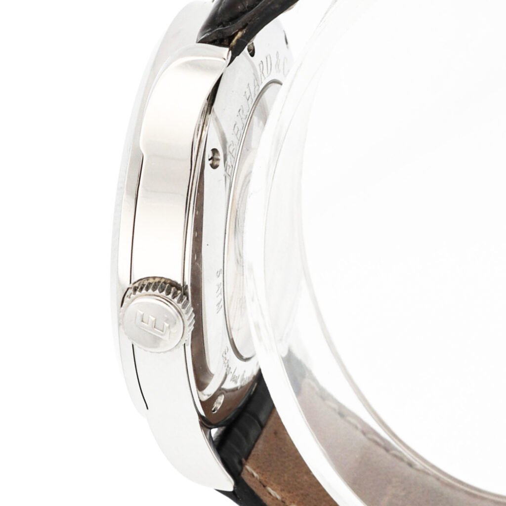 Eberhard & Co. Extra-Fort Automatic Reserve De Marche