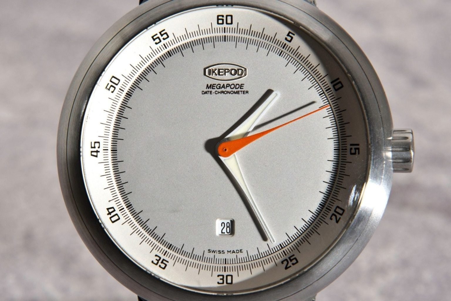 Ikepod Megapode Date Chronograph | Pawn Deluxe
